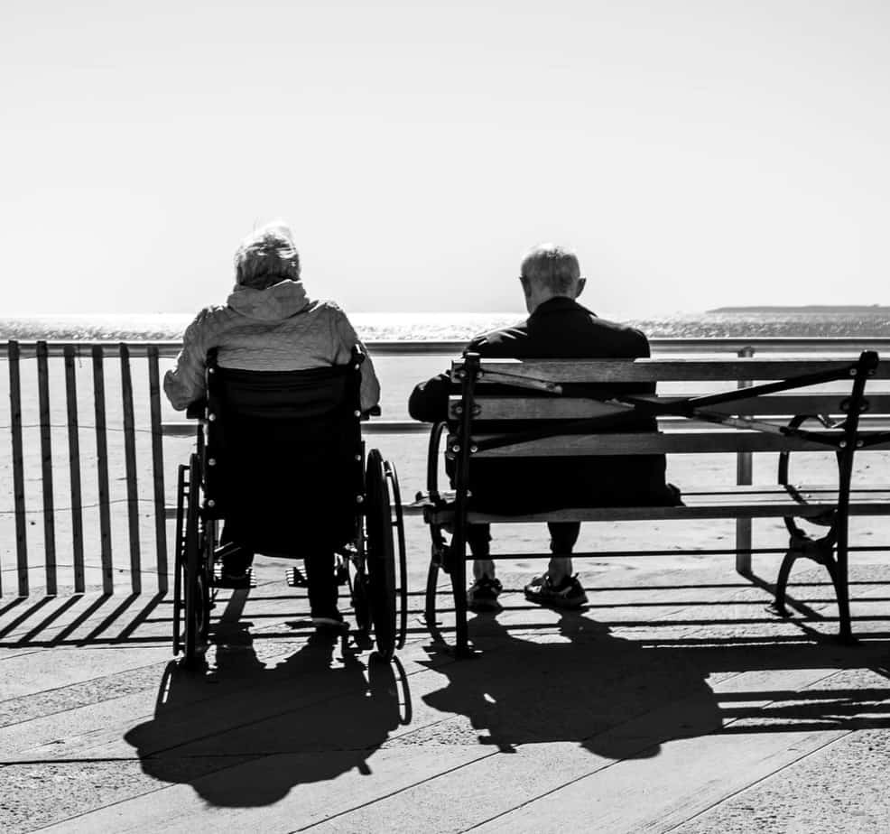 Life Changes After Losing Parents: Coping and Personal Growth