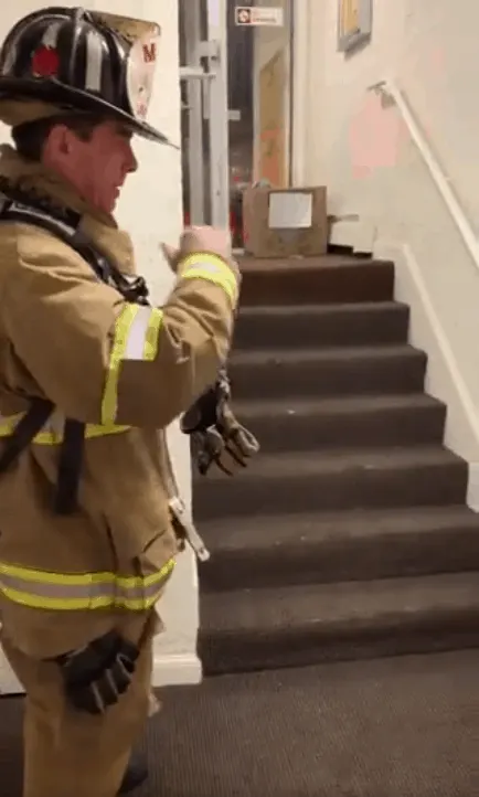Firefighter notices non-verbal child and surprises everyone by speaking ...