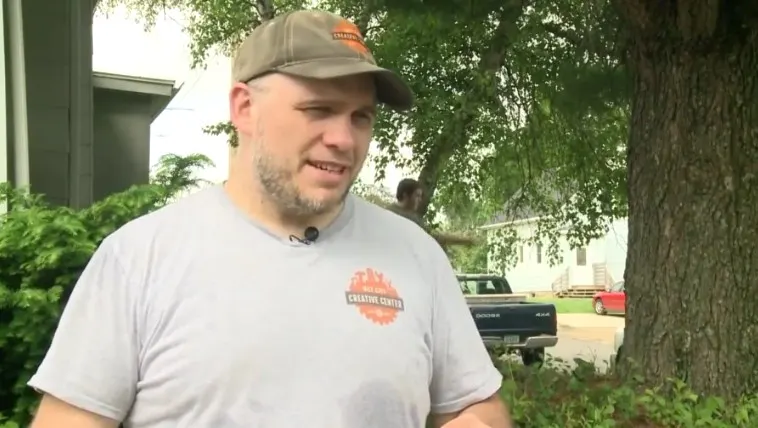Students do yard work for the elderly to earn Physical Education credits