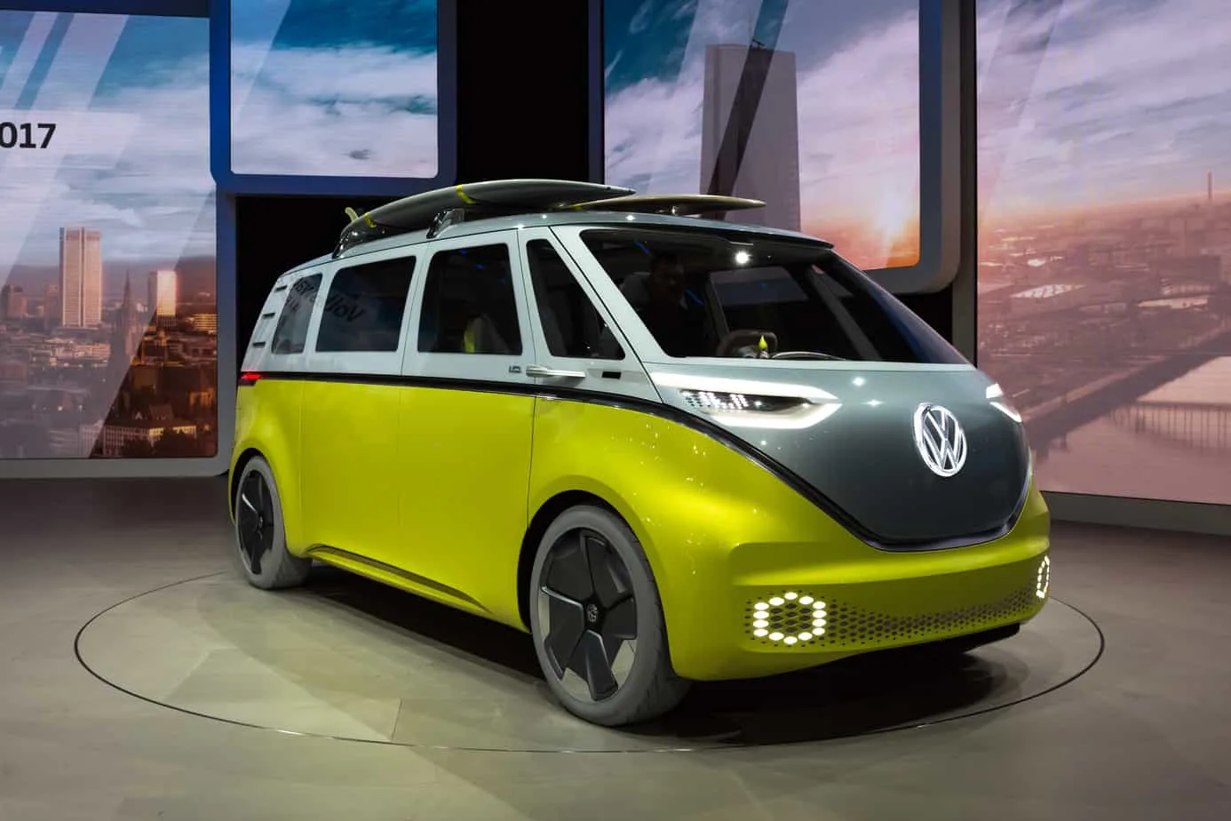 Iconic Volkswagen's microbus is making a comeback in 2022 - and it's ...