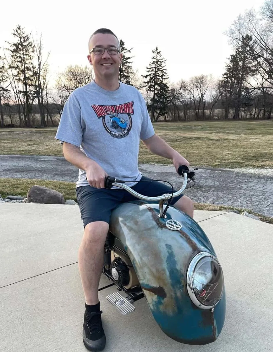 Man remodels old Volkswagen Beetles into charming mini bikes