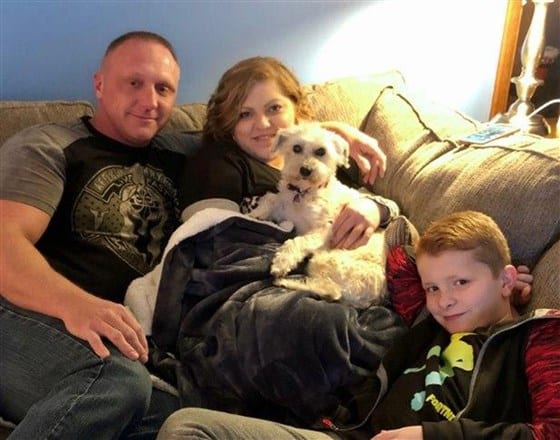 Recovering addict shares dramatic transformation photos to inspire others