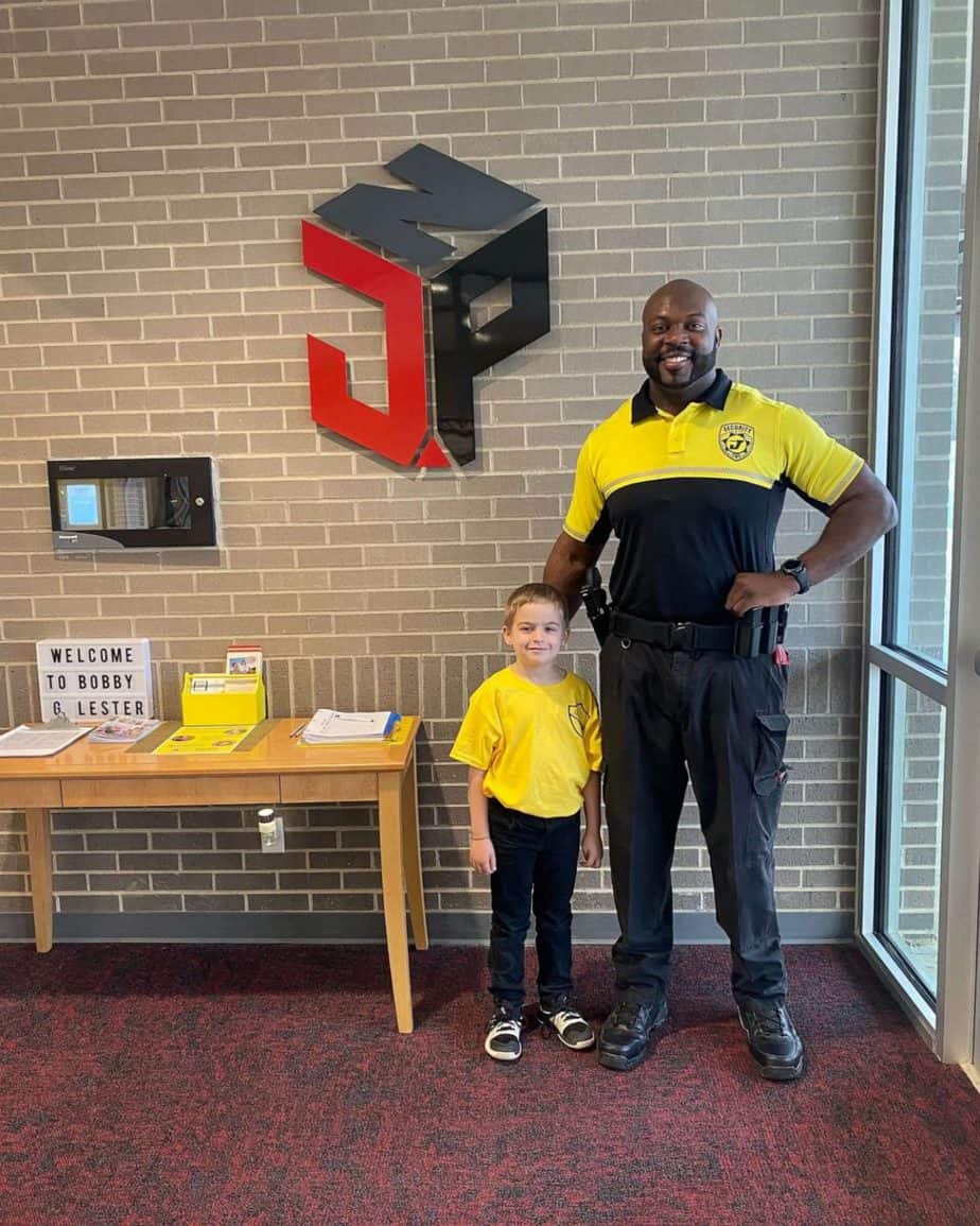 Kindergartner dresses as school security officer for 'Dress As Your ...