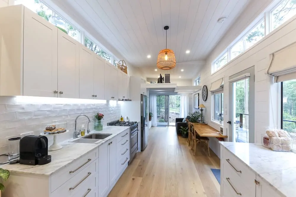 This Hampton-style tiny home is full of clever small space design and ...