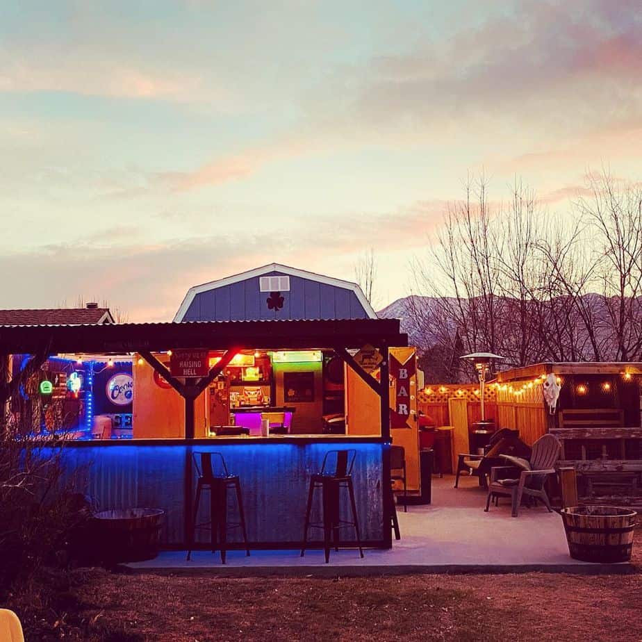 People are turning their backyard sheds into wine shacks for an at-home ...