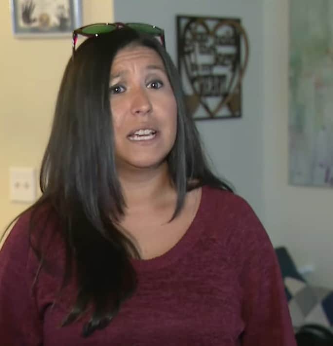 Netizens looked for Uber Eats driver who left a touching gift to ...