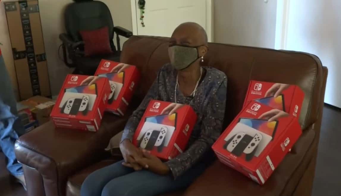Grandma tried to return Nintendo Switches mistakenly delivered to her ...