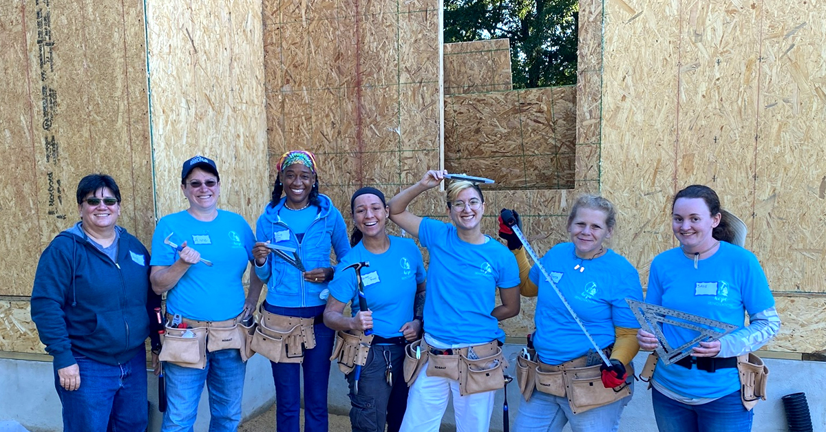 This general contractor gives women free training in construction to ...