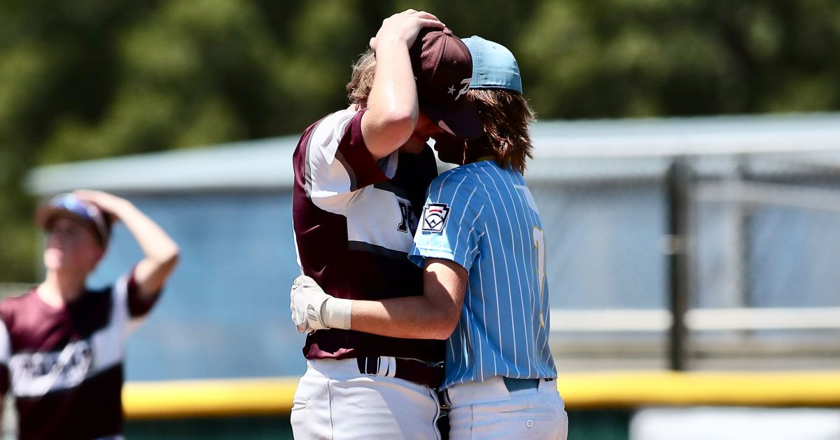 Little League player hit in head embraces pitcher in inspiring display ...