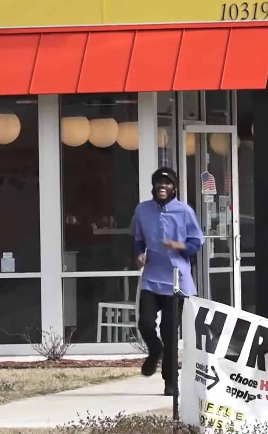 A little boy raises over $90K to help his favorite waiter get a family ...