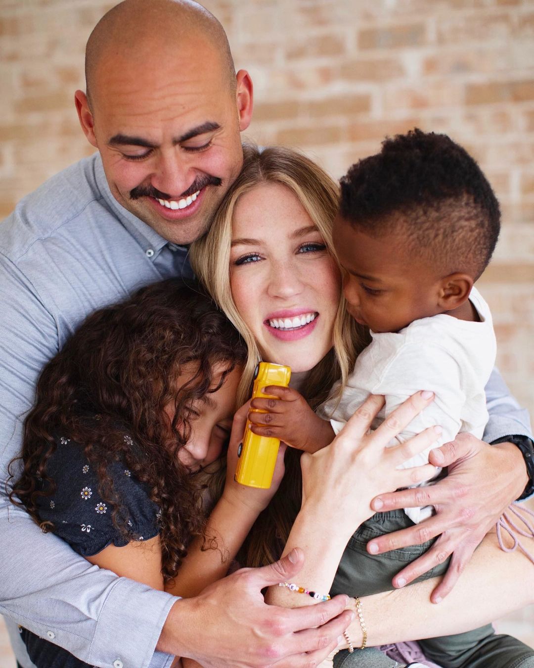 Emotional Reunion: Woman finds birth mom after 34 years