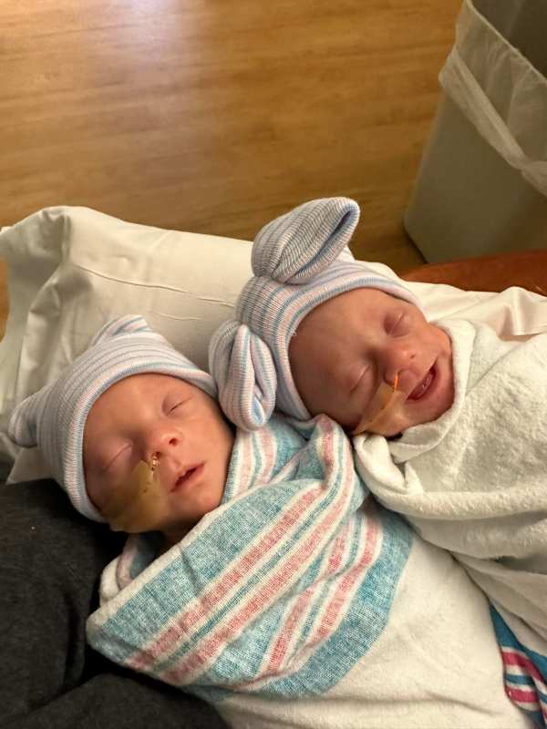 Couple welcomes rare quadruplets with two sets of identical twins