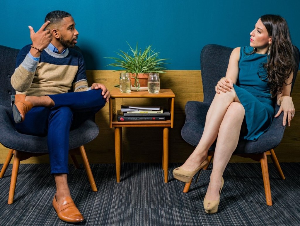 9 Signs Dealing with a Self-Centered Person and How to Handle It