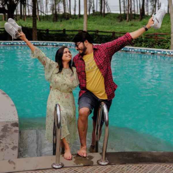 12 signs you are in love with the right person