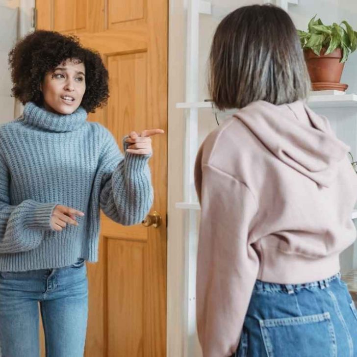 14 signs someone you know is a 'master manipulator'