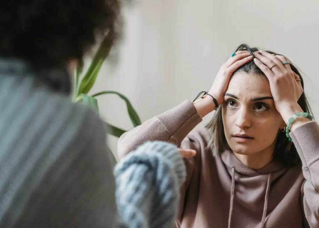 Signs of a One-Sided Friendship