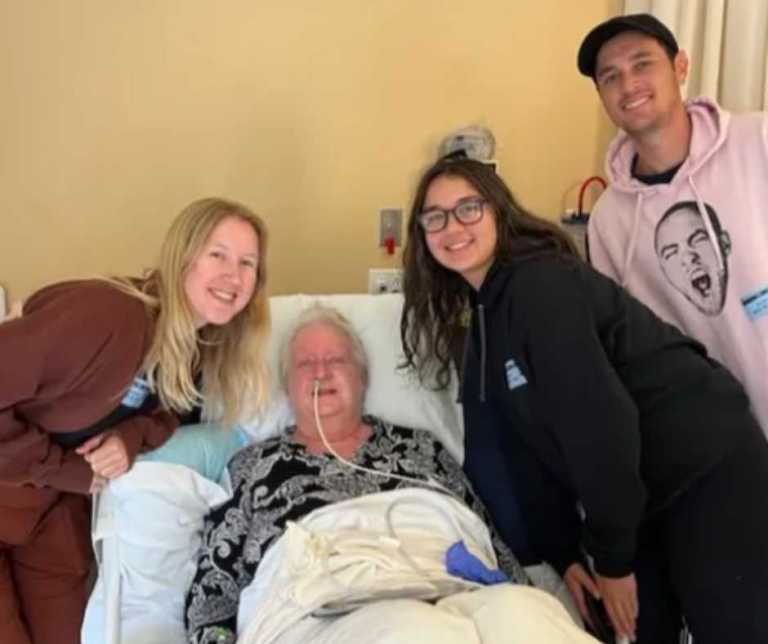 Ex-Husband Cares for Ex-Wife During Stage 4 Cancer Battle