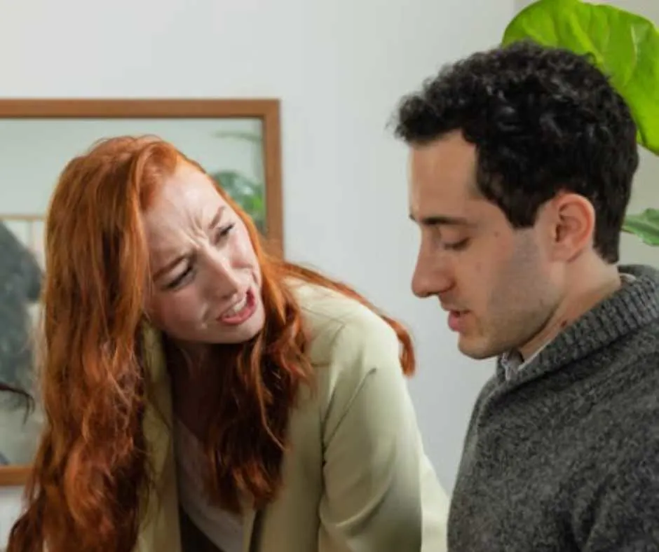 10 Manipulative Phrases Narcissists Use to Control You