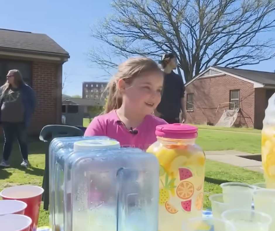 Young Girl Starts Lemonade Stand to Fund Mother's Headstone