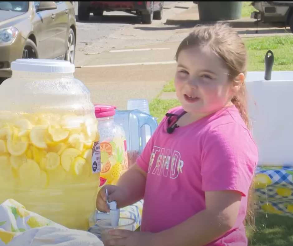 Young Girl Starts Lemonade Stand to Fund Mother's Headstone