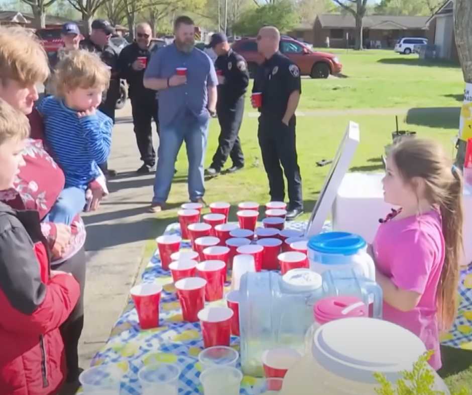 Young Girl Starts Lemonade Stand to Fund Mother's Headstone