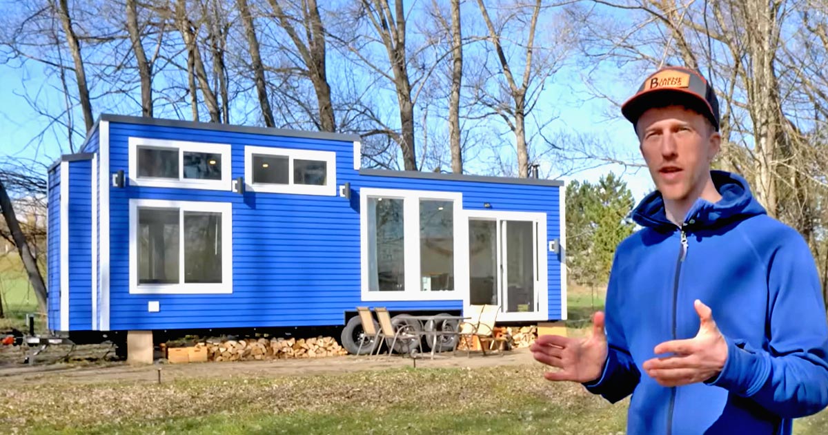 Swedish Man's Tiny Home: Hidden Office & Gorgeous Bathroom