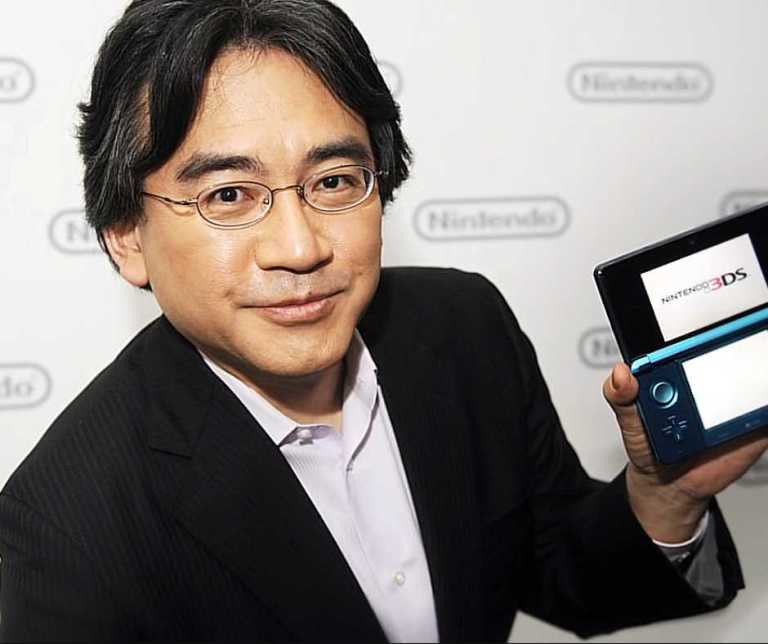 Nintendo CEO's Move: Salary Cut Saved Jobs & Fueled Recovery