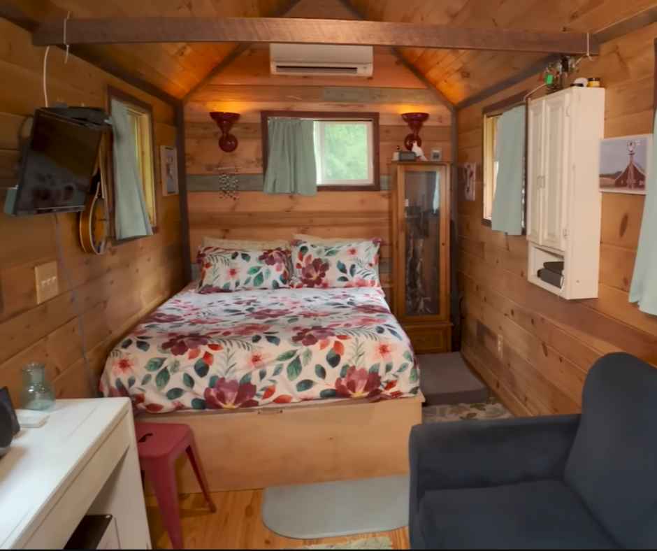 Couple Lives In Tiny Home For Affordable Housing for Retirement