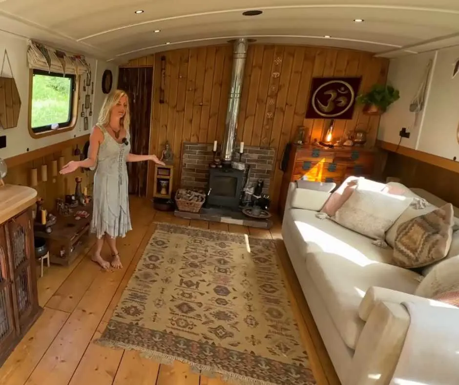 Woman Builds Floating Home After Mortgage Rejection