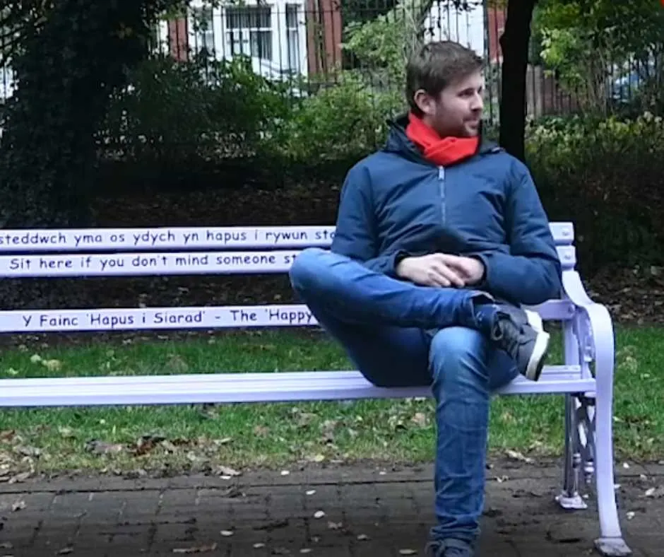 'Happy to Chat Bench' Movement Helps Combat Loneliness
