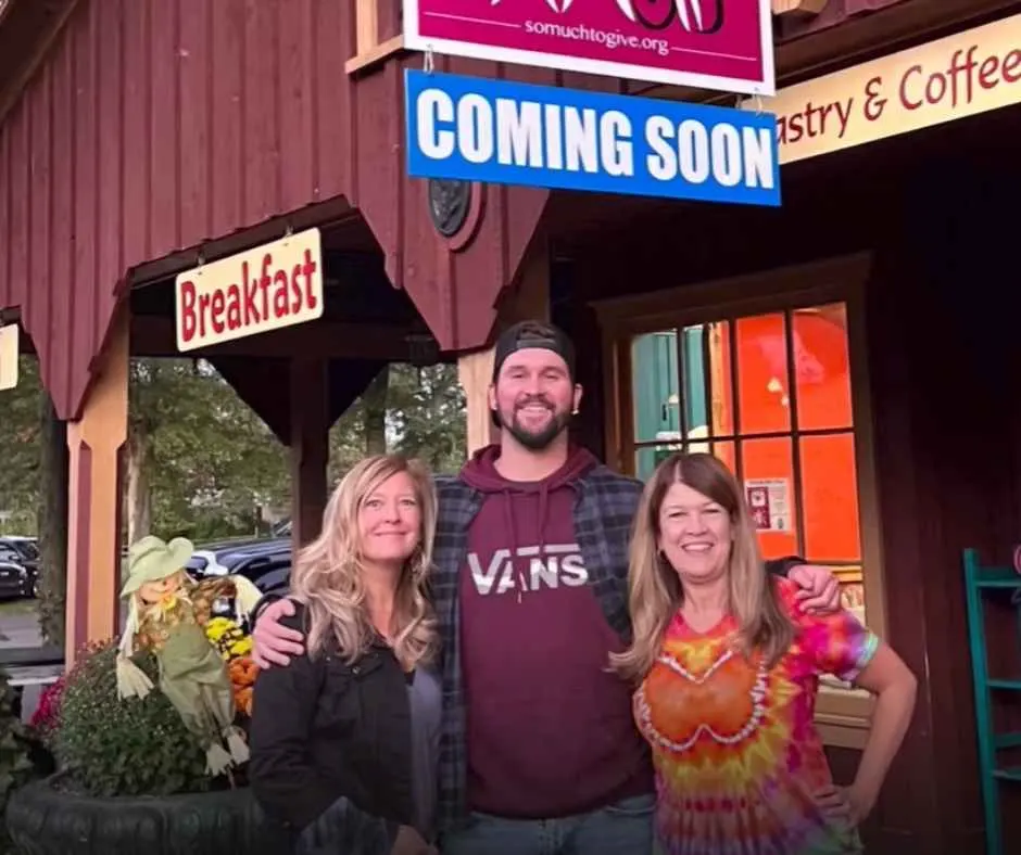 Mom Opens Cafe to Hire People With Disabilities