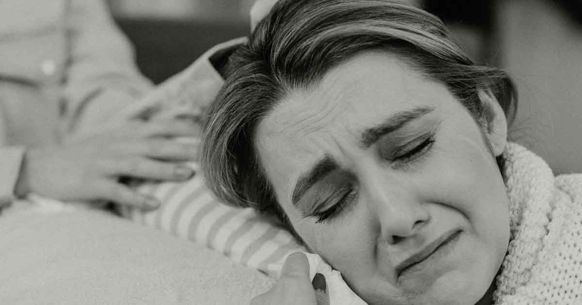Why Heartbreak Feels Like Physical Pain – Experts Explain
