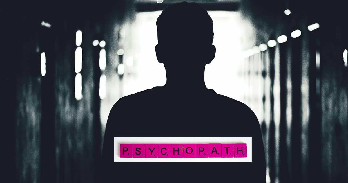 6 Red Flags That Show You Could Be Dating a Psychopath